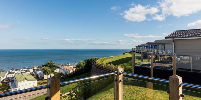 Devon Cliffs Holiday Park: Lodges for Rent