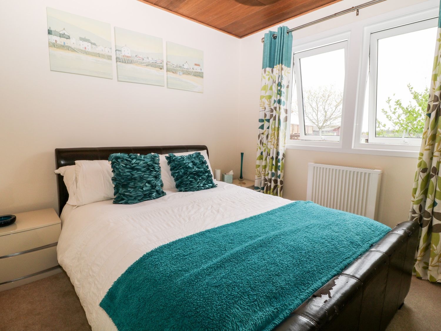 Hartland Forest Lodges to rent in Devon for a pet friendly holiday