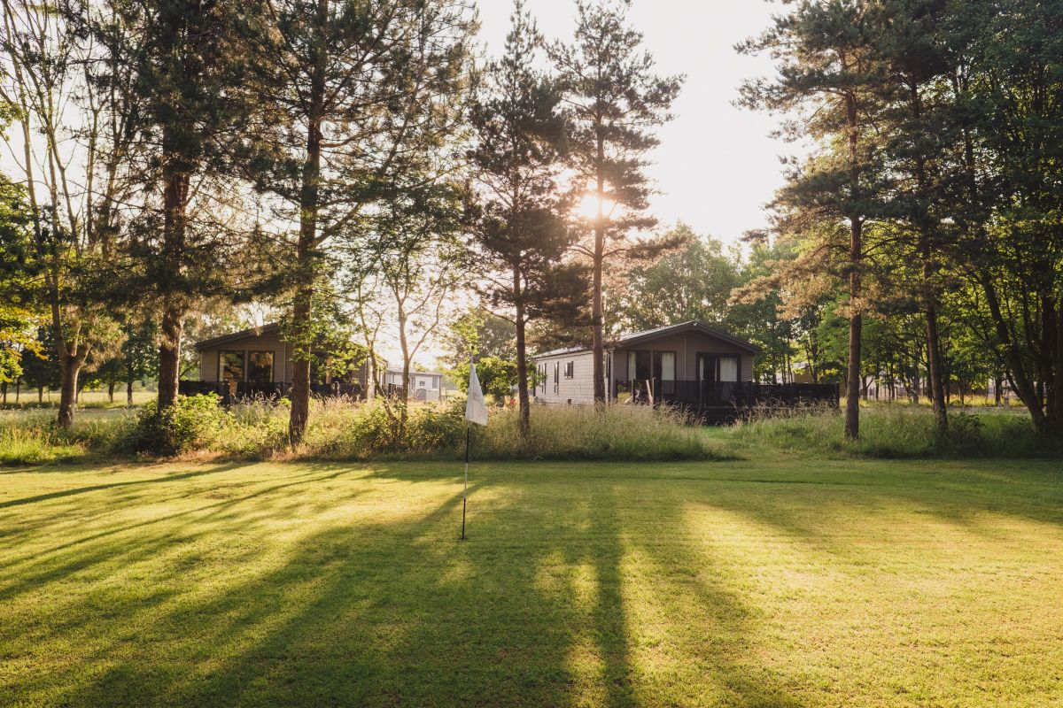 Bredon View Holiday Park. Hot tub lodges in Worcestershire