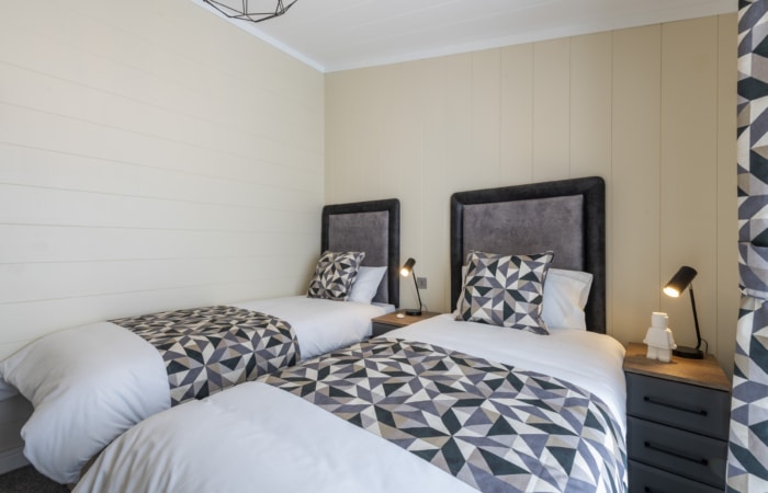 2025 Omar Kingfisher Lodge - Dacre Lakeside Park