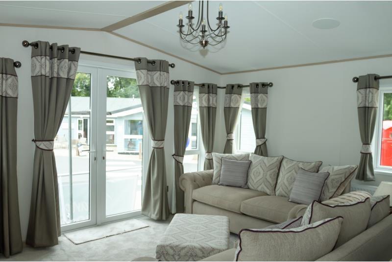 A.B.I Beaumont - Whitecliff Bay Holiday Park