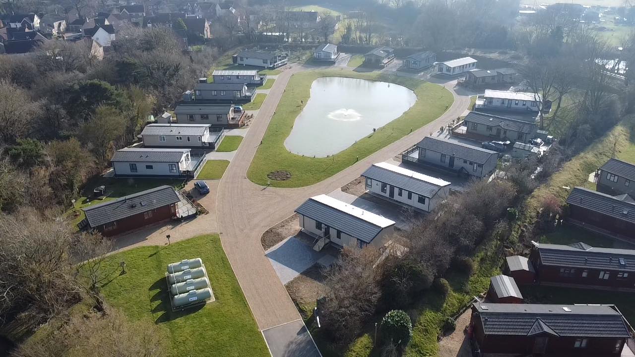Yaxham Waters. Fishing lodges for sale and rent in Norfolk